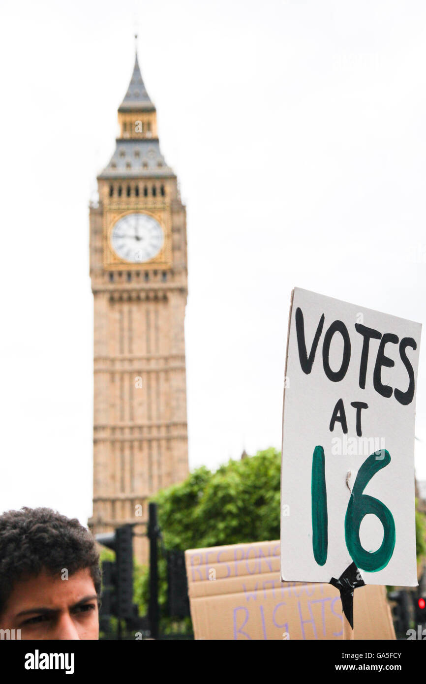 Voting age protest london hi-res stock photography and images - Alamy