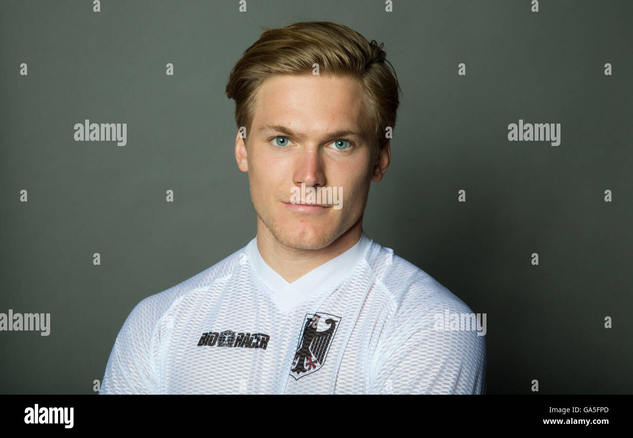 The BMX rider Luis Brethauer posing alongside German BMX Race ...
