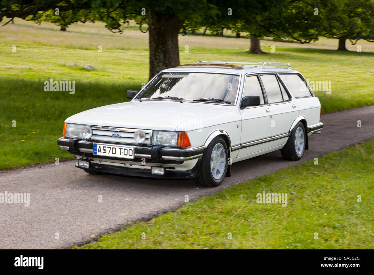 1984 80s eighties White Ford Granada estate at Leighton Hall Classic ...