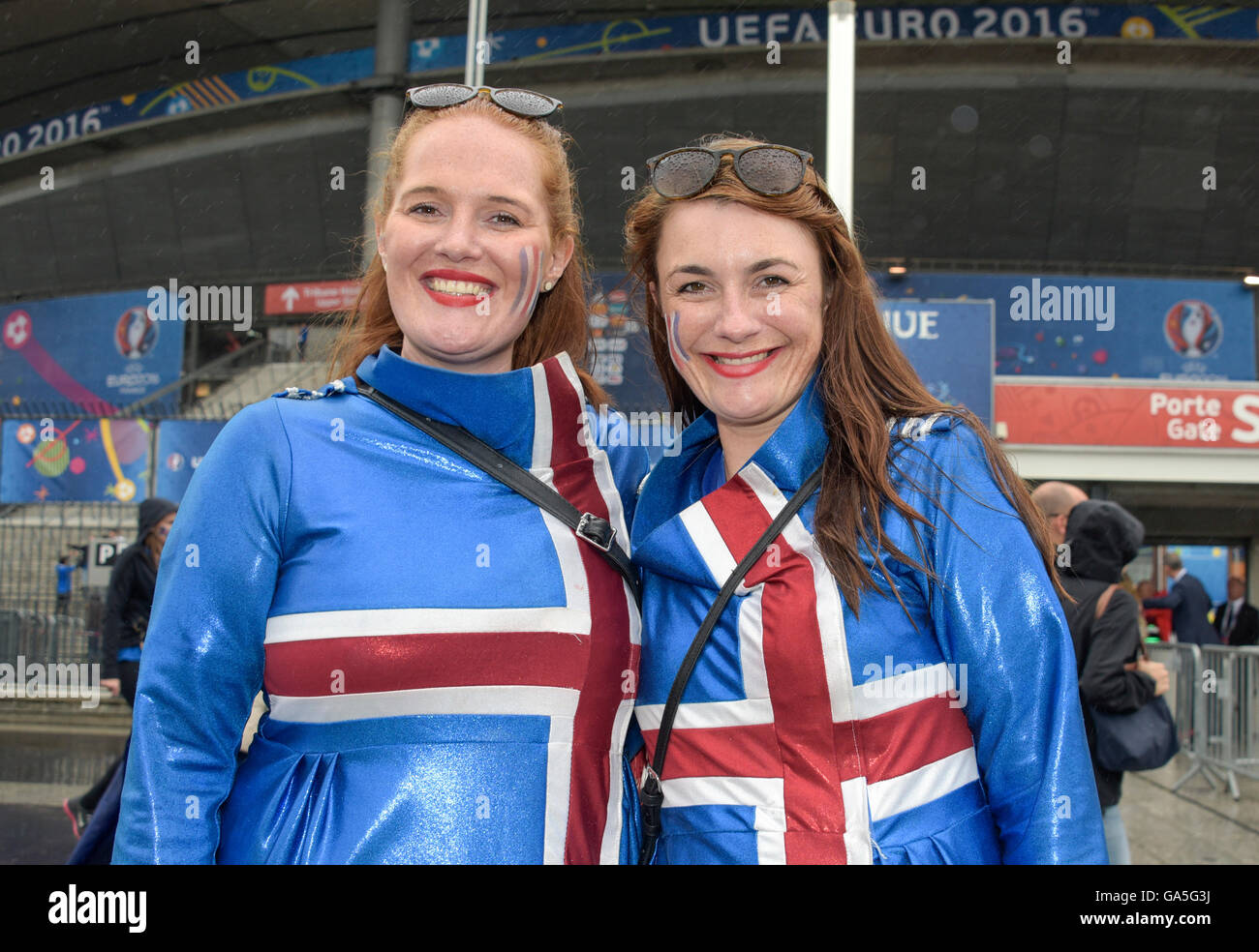 Icelandic fans hi-res stock photography and images - Alamy