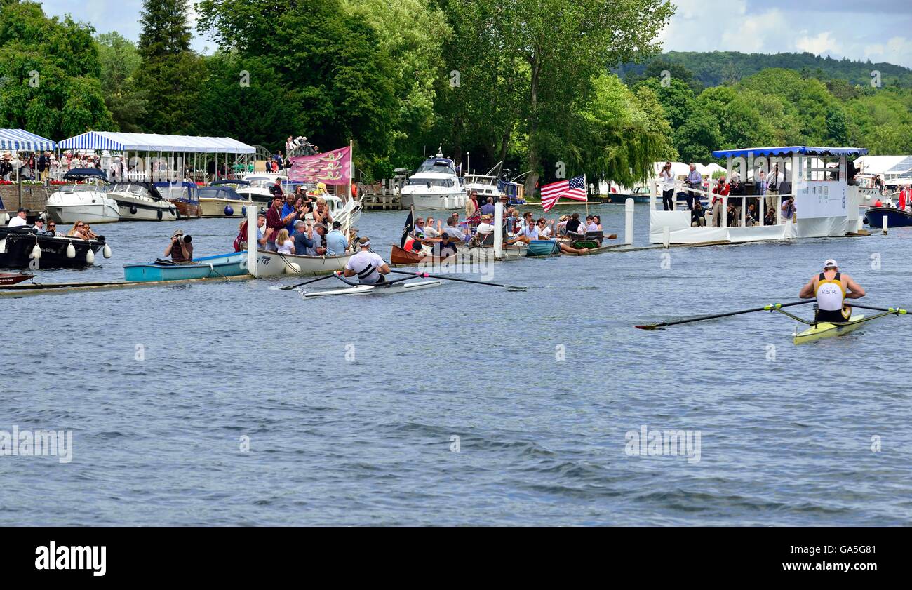 Sculling scull sculls hi-res stock photography and images - Alamy