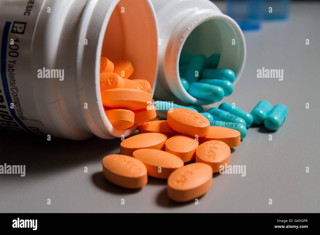 Doctor prescription zuma hi-res stock photography and images - Alamy