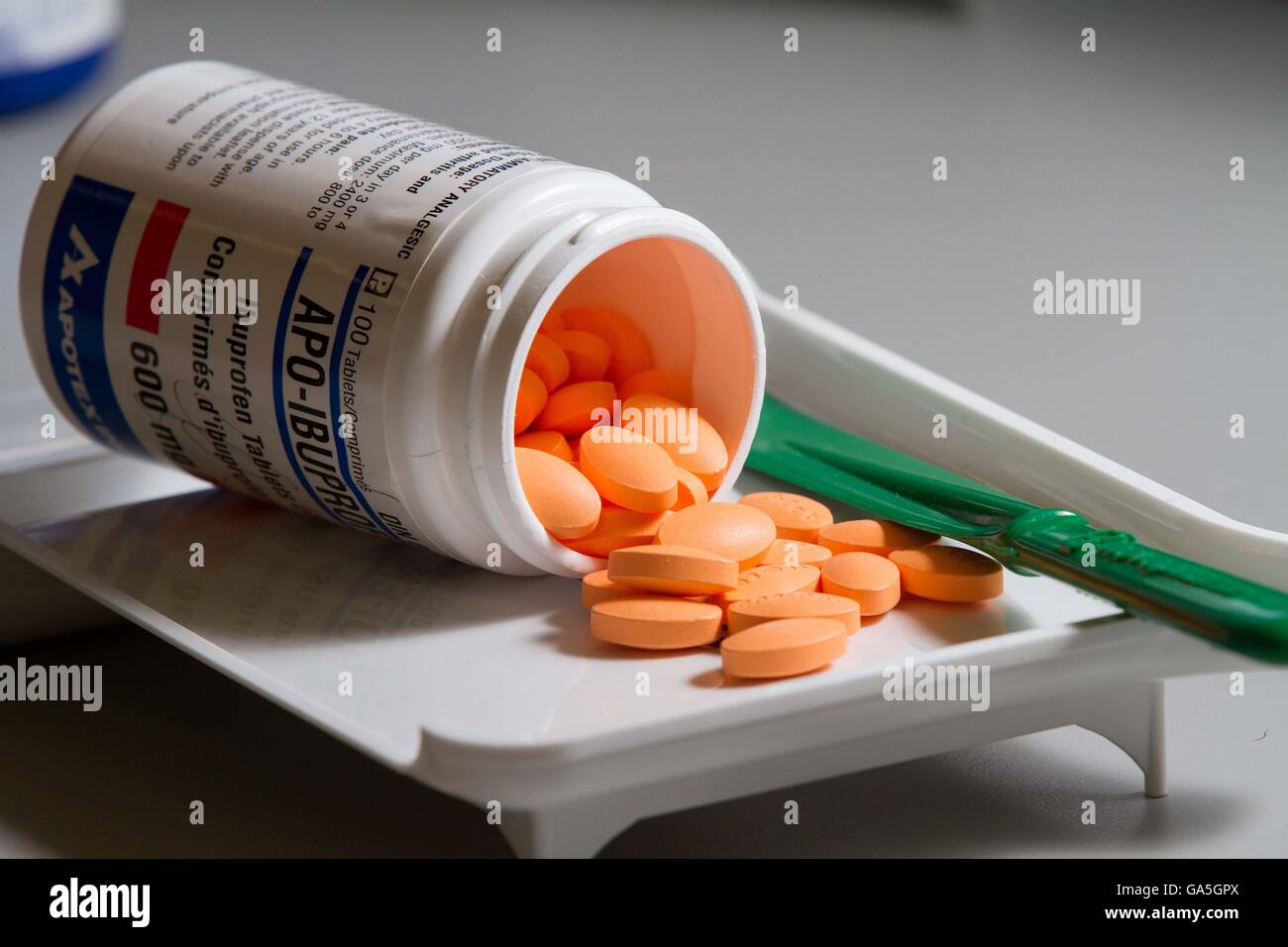 Doctor prescription zuma hi-res stock photography and images - Alamy