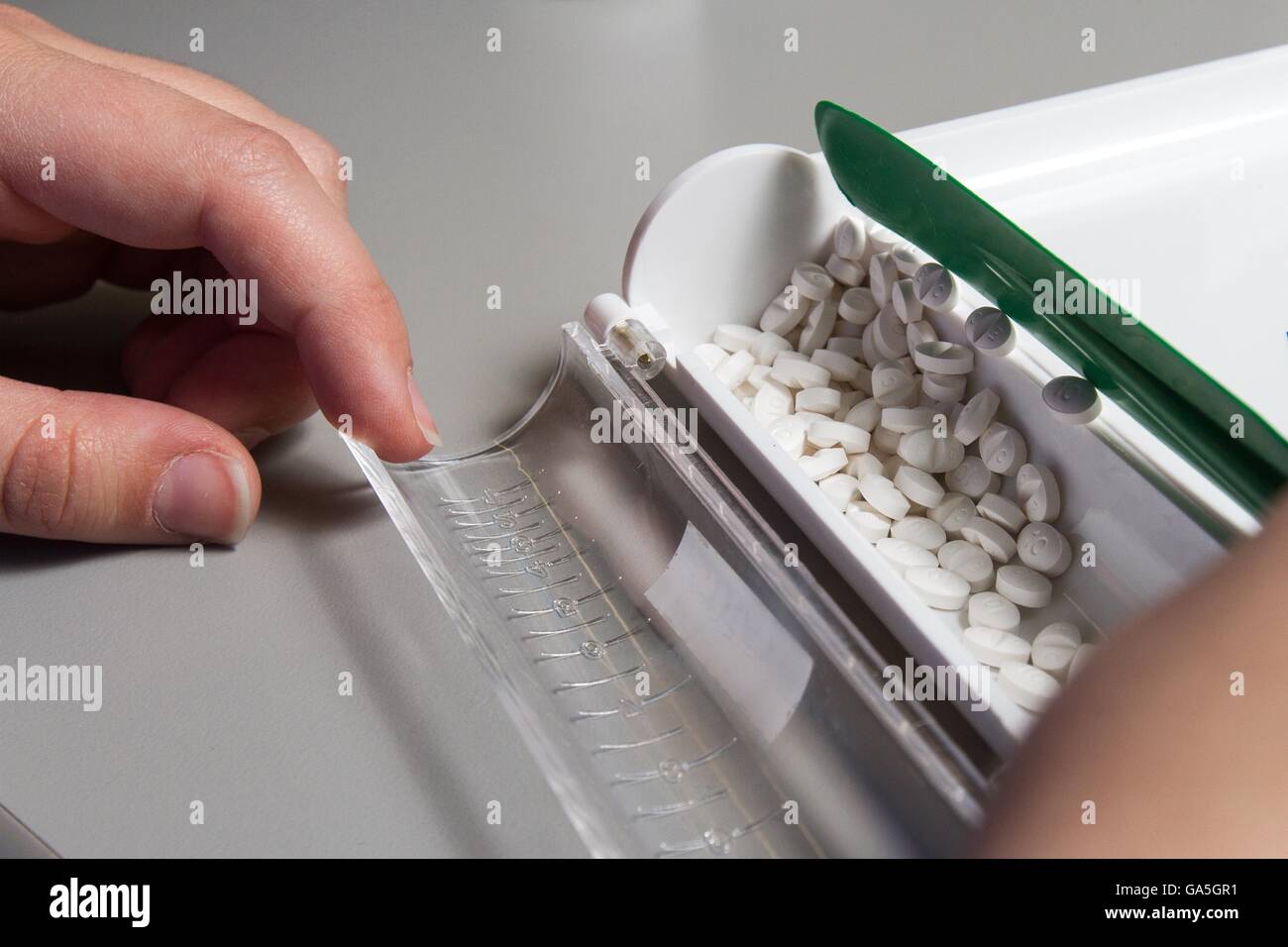 Doctor prescription zuma hi-res stock photography and images - Alamy