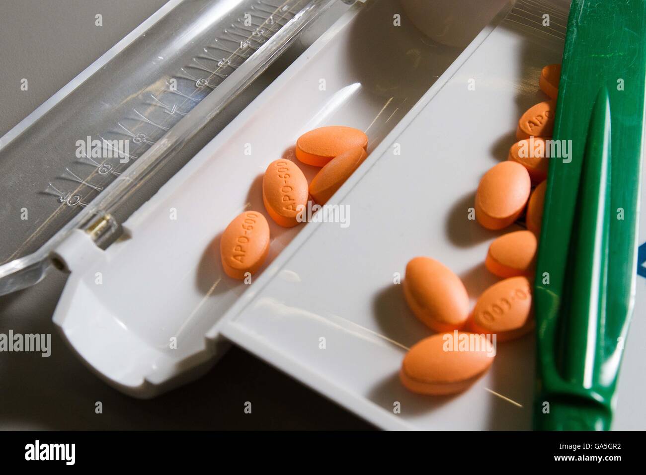 Doctor prescription zuma hi-res stock photography and images - Alamy