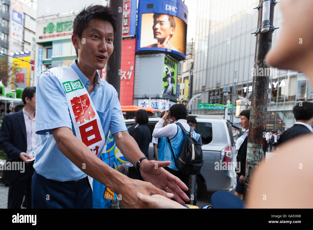 Kentaro Asahi, former beach volleyball star and Liberal Democratic ...