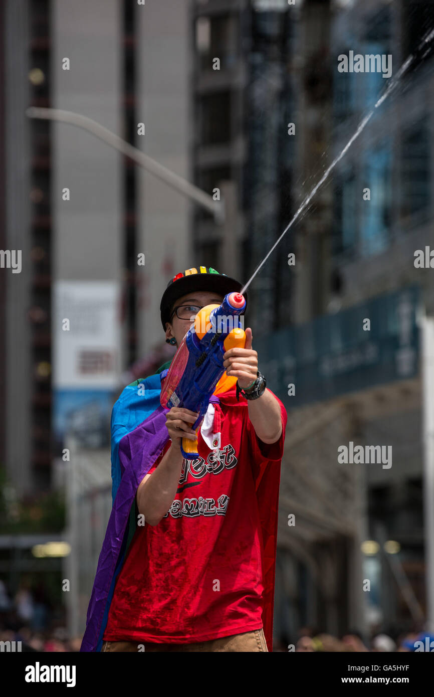 Toronto pride parade 2016 hi-res stock photography and images - Alamy
