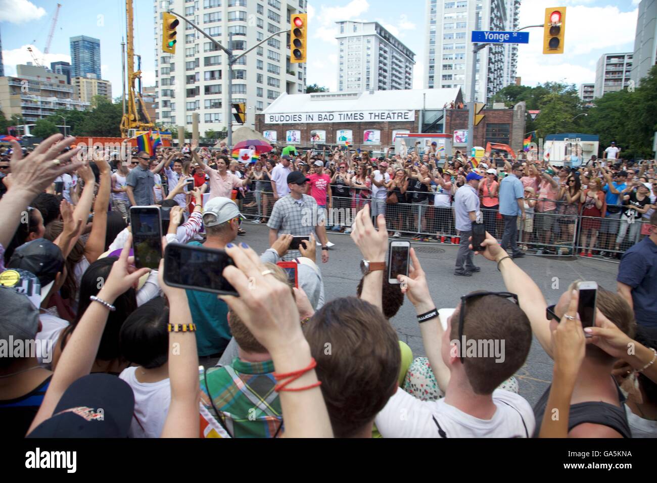 Justin trudeau pride parade hi-res stock photography and images - Alamy