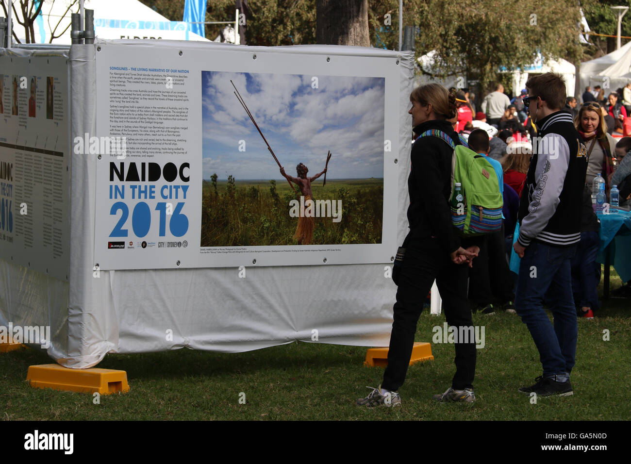 Aboriginal and torres strait islander festival hi-res stock photography ...