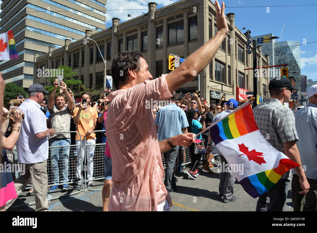 Canada justin trudeau pride parade hi-res stock photography and images ...