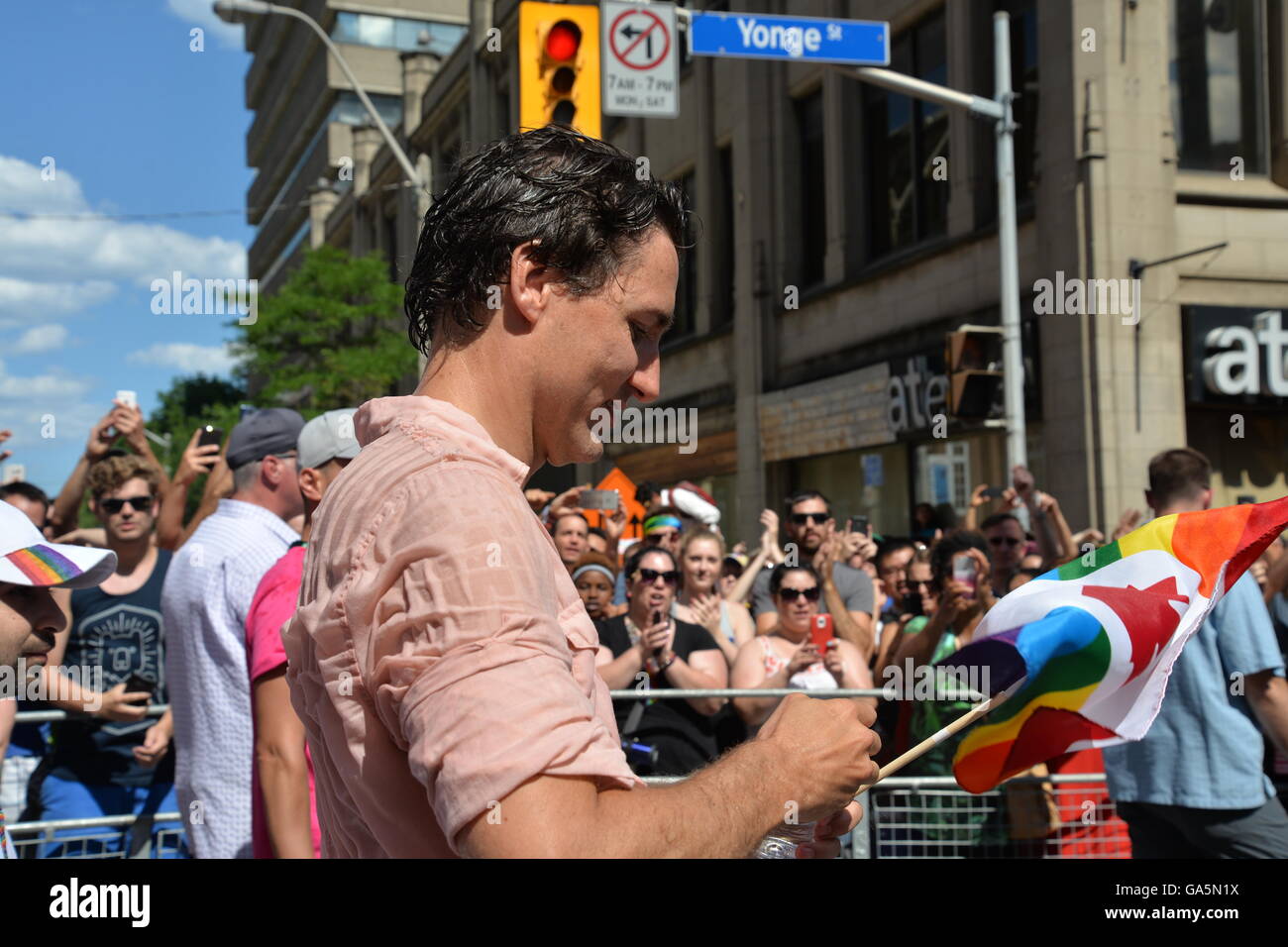 Canada justin trudeau pride parade hi-res stock photography and images ...