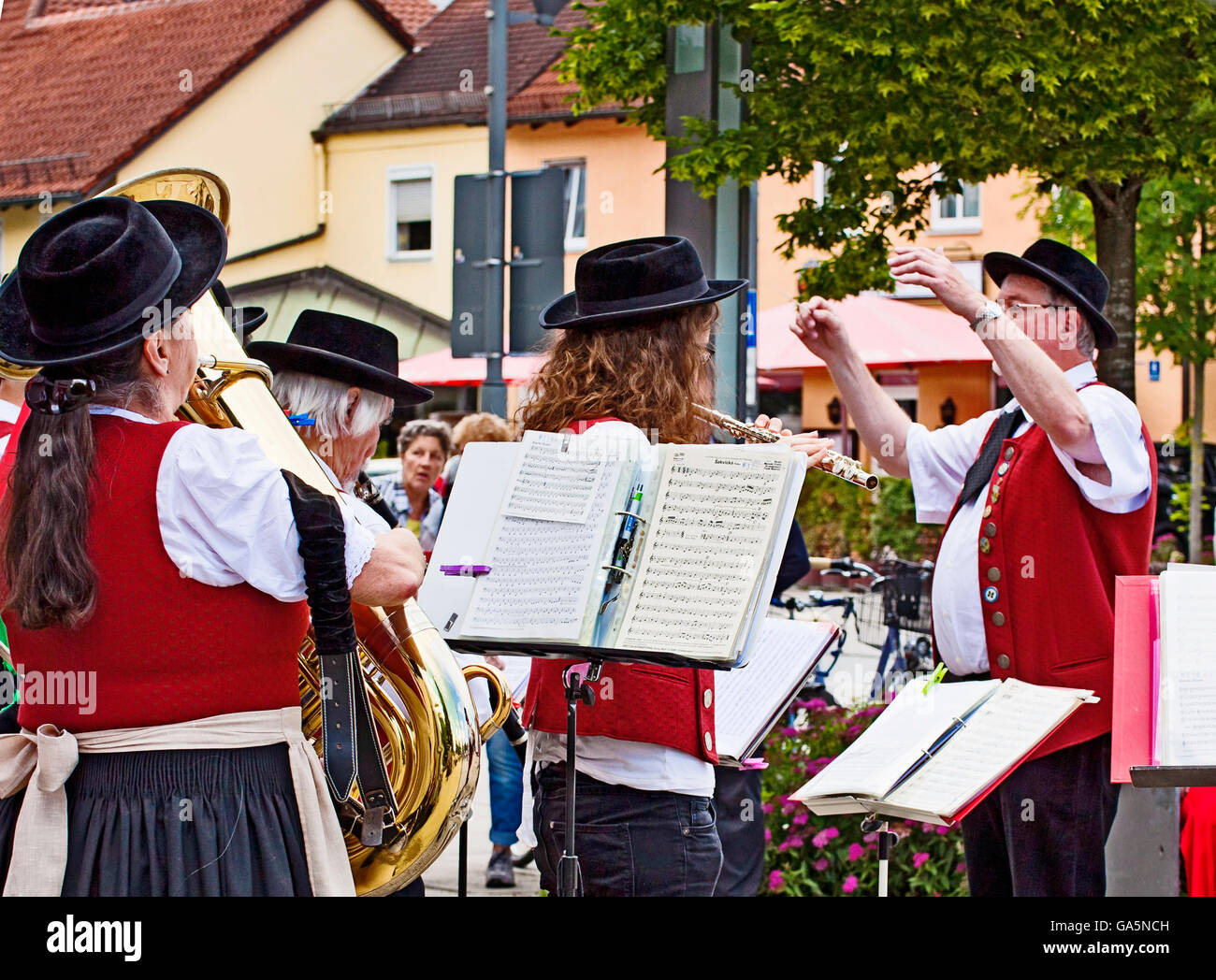 Garching, Germany. 3th July, 2016. Bavarian folklore and cheerful ...