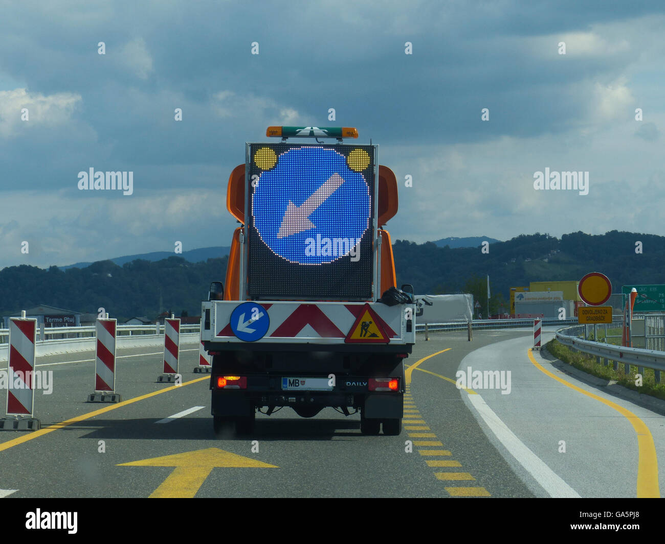 rear end of traffic control truck showing directionals Stock Photo - Alamy