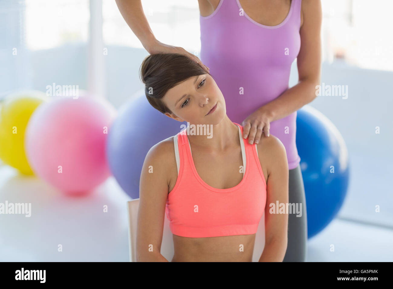 Instructing hi-res stock photography and images - Alamy