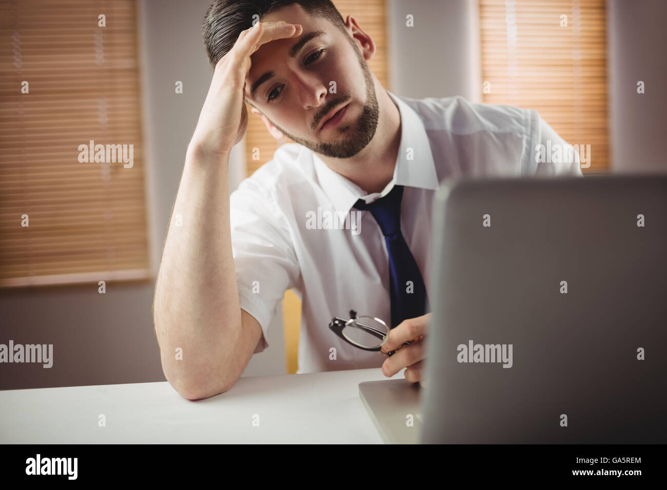 Tired office man stress hi-res stock photography and images - Alamy