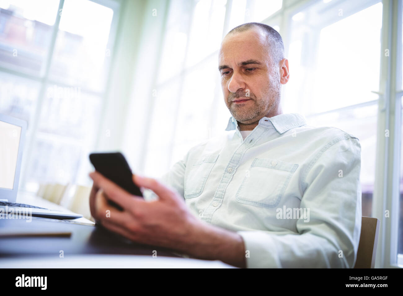 Serious agency hi-res stock photography and images - Alamy