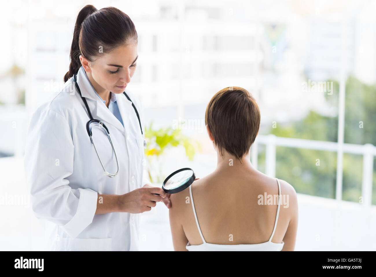 Hospital magnifying glass hi-res stock photography and images - Alamy