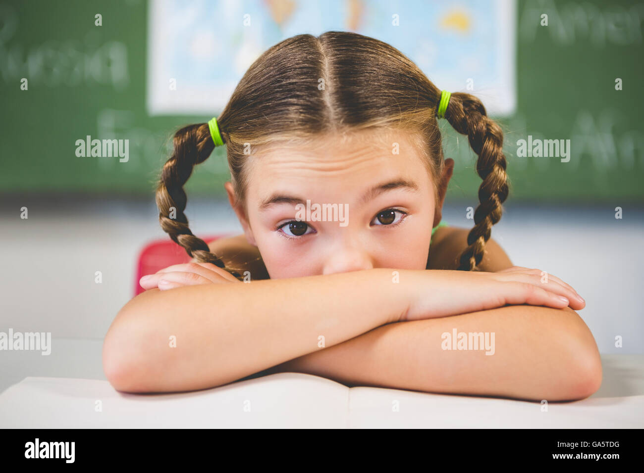 Female leaning on back hi-res stock photography and images - Alamy