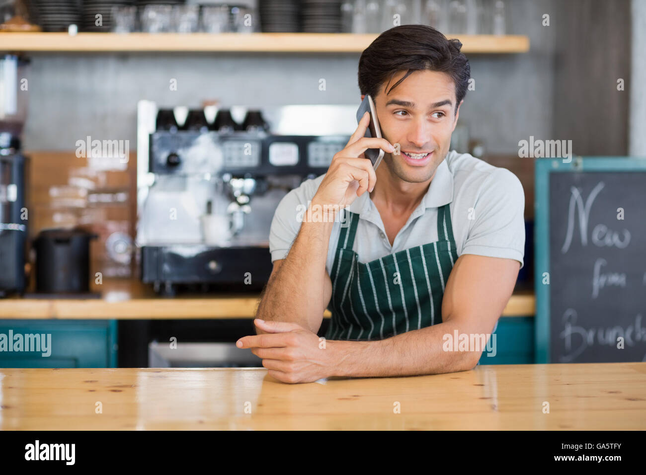 Waiter discussion hi-res stock photography and images - Alamy