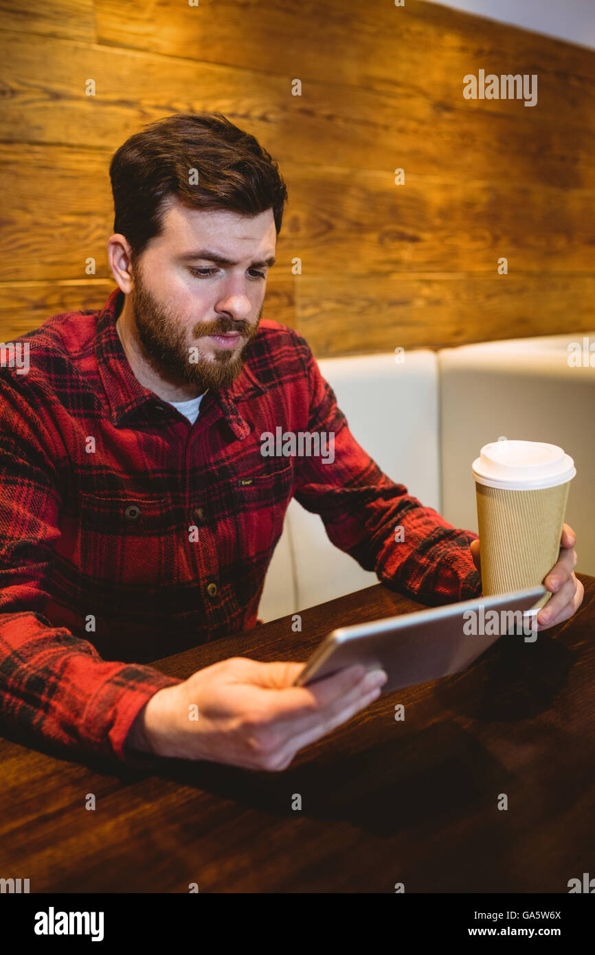 Digital tablet table hi-res stock photography and images - Alamy