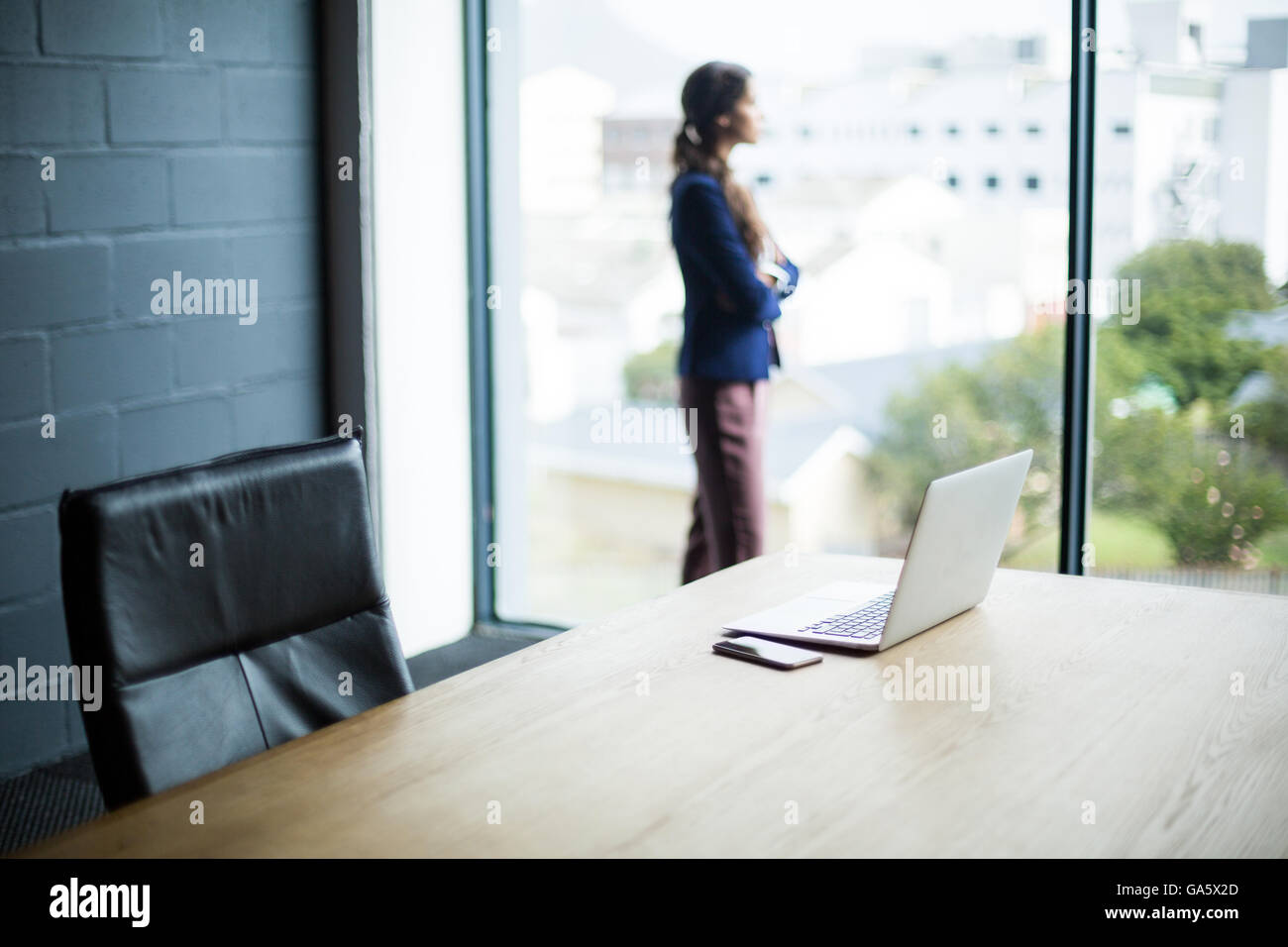 Standing in window hi-res stock photography and images - Alamy