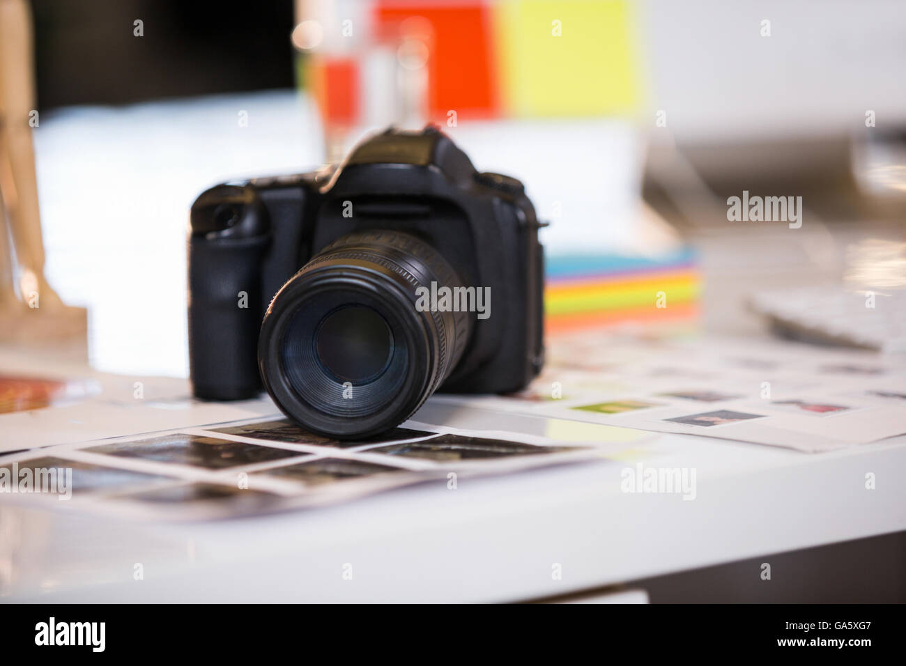 Circle shape camera lens hi-res stock photography and images - Alamy