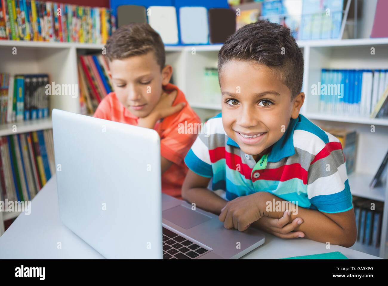Library for kids hi-res stock photography and images - Alamy