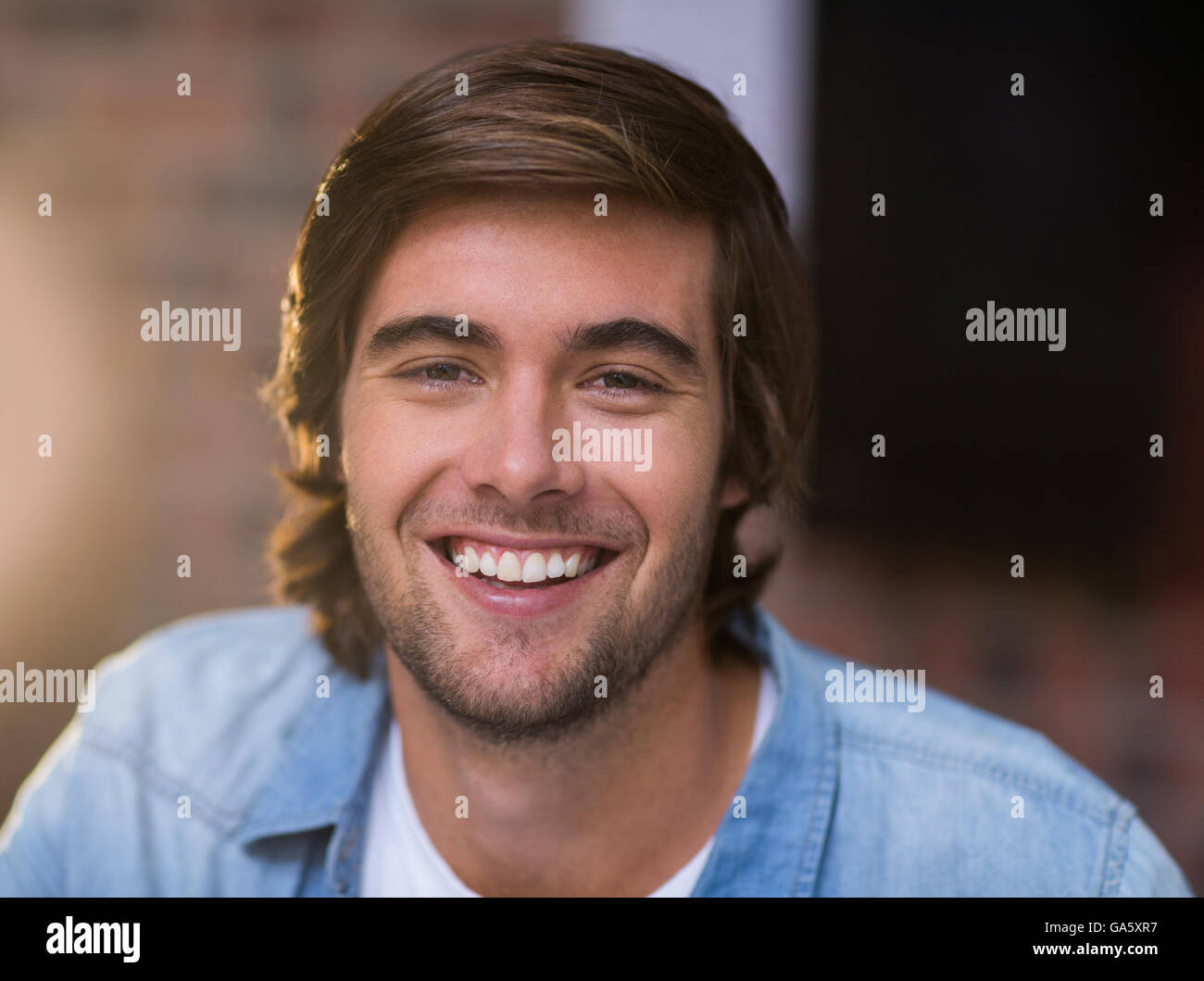 Portrait of smiling businessman Stock Photo - Alamy Portrait of smiling businessman Stock Photo - Alamy