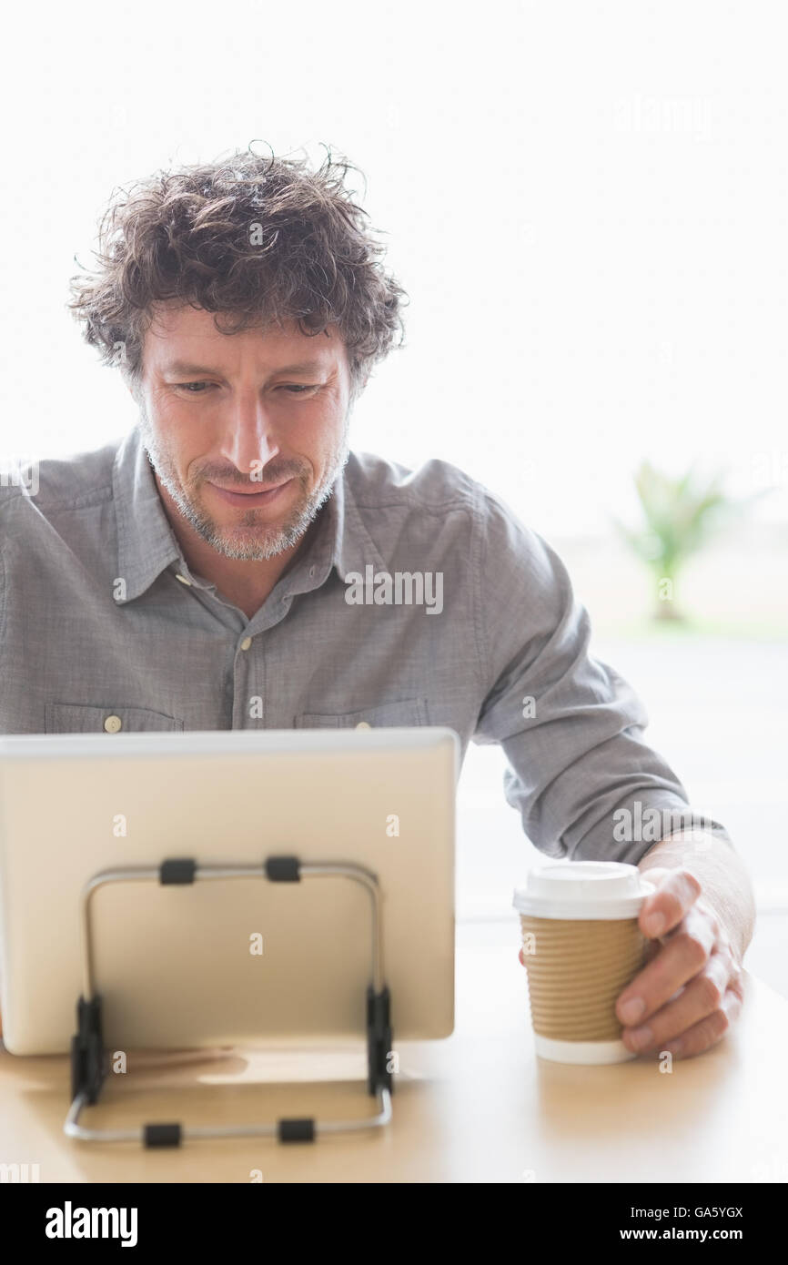 Digital tablet stand hi-res stock photography and images - Alamy