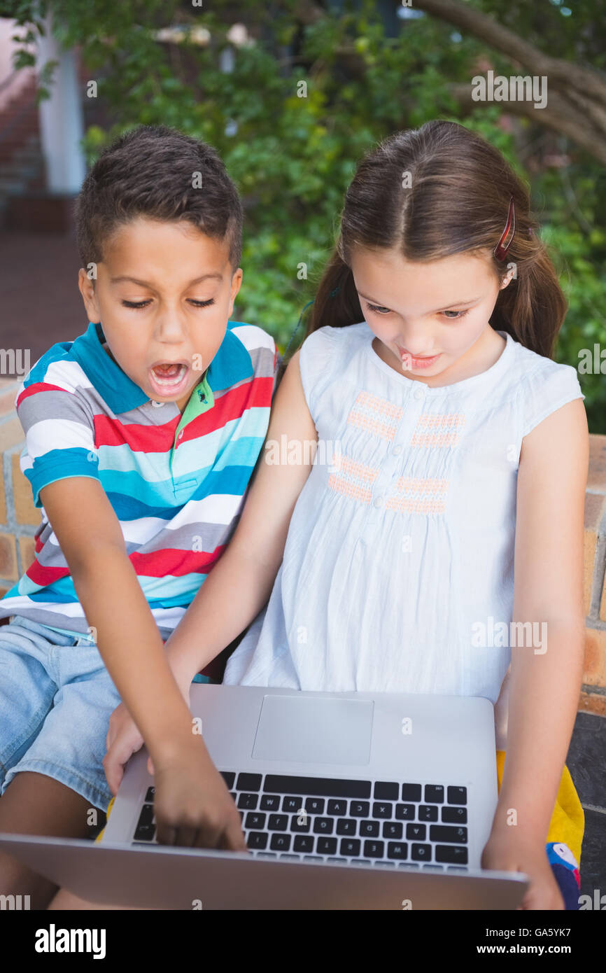 School campus hi-res stock photography and images - Alamy