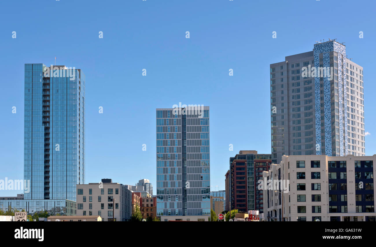 New skyscrapers in Portland Oregon downtown Stock Photo - Alamy