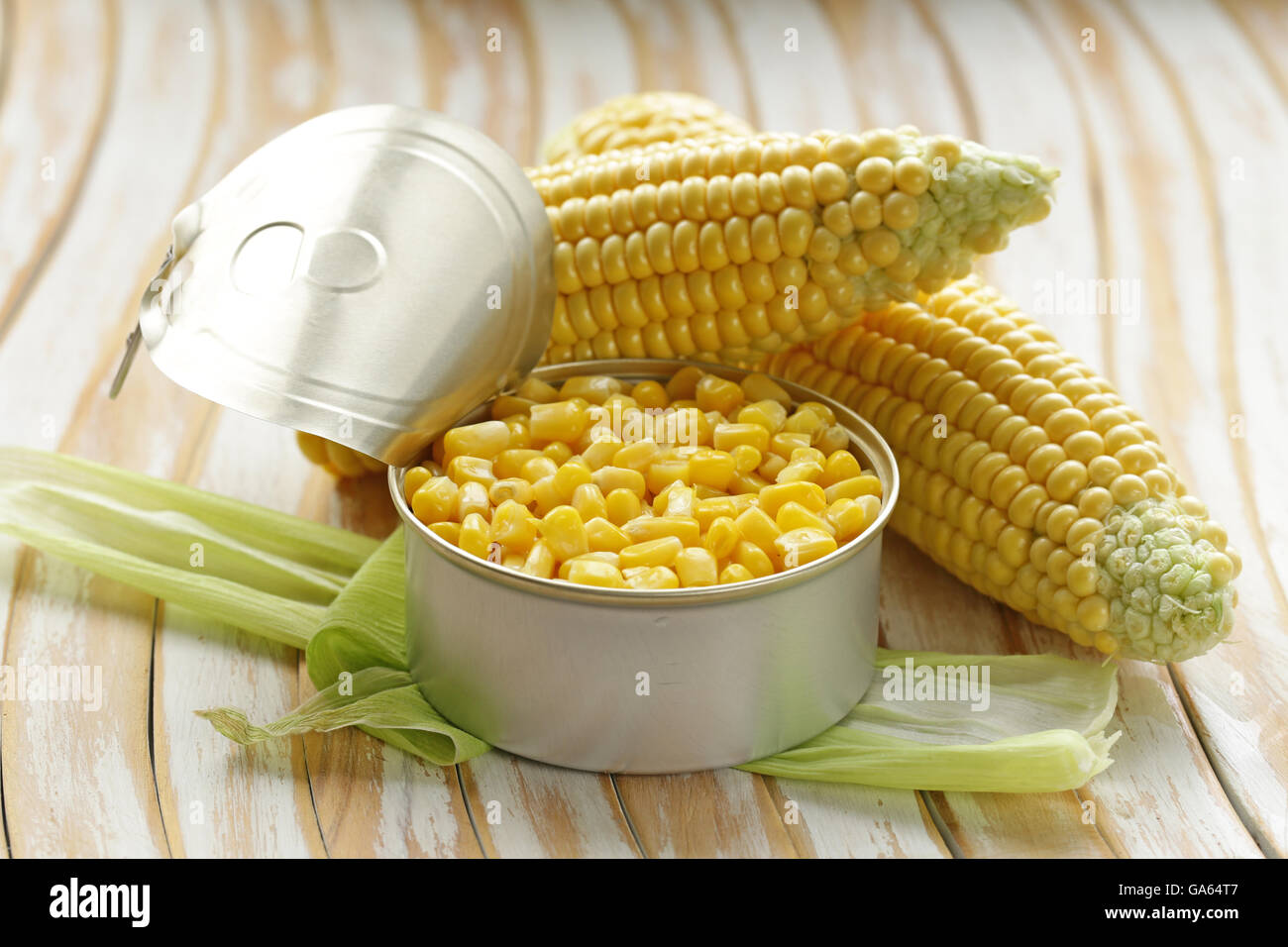 Corn in pot hi-res stock photography and images - Alamy