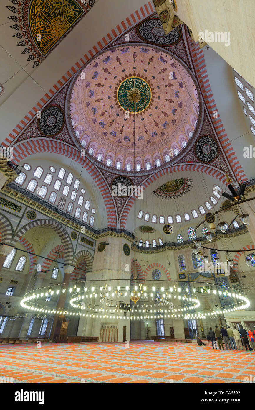 Interior of Suleymaniye Mosque, Istanbul, Turkey Stock Photo - Alamy