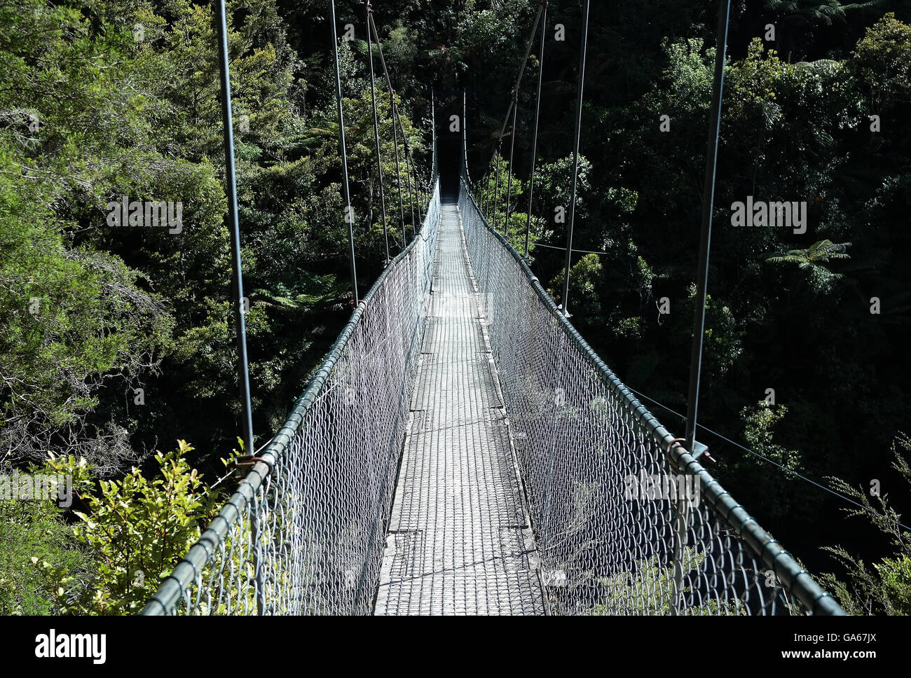 Hanging path hi-res stock photography and images - Alamy