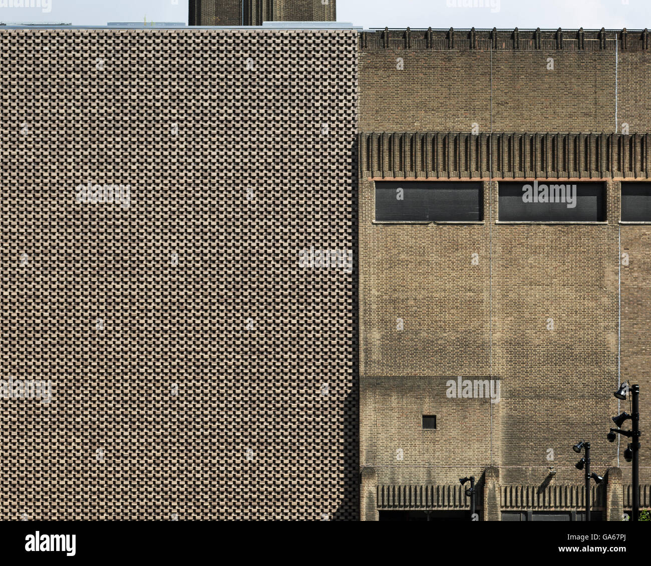 Detail of where Switch house meets older Tate Modern. Switch House at ...