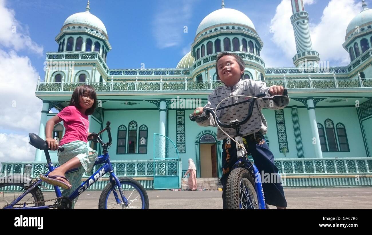 Philippines. 03rd July, 2016. Maranao Muslim women in Bacolod town in ...