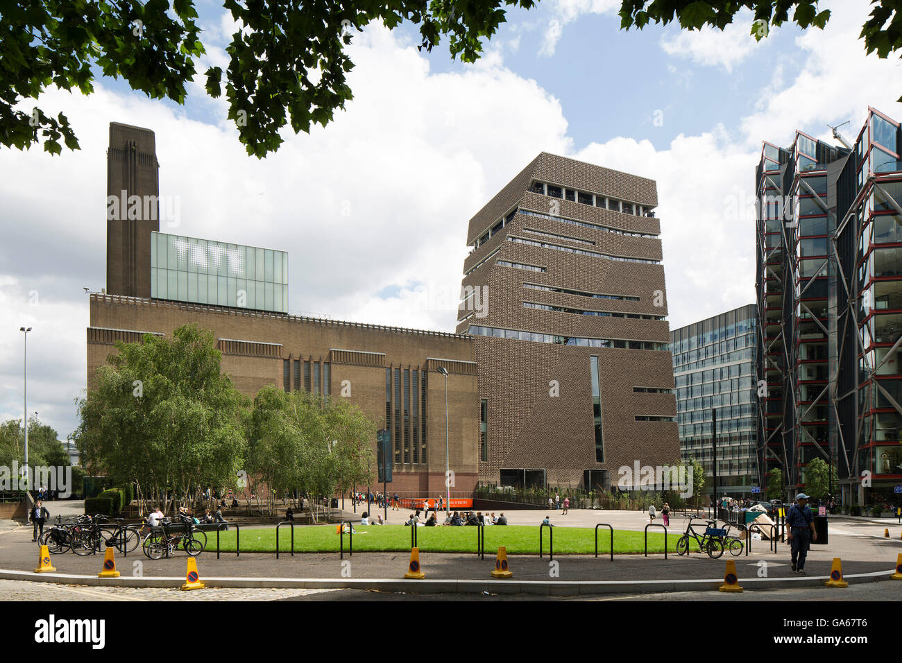 View of west side of Switch House. Switch House at Tate Modern, London ...