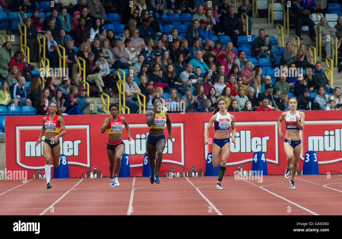 Emily diamond womens 400m hi-res stock photography and images - Alamy