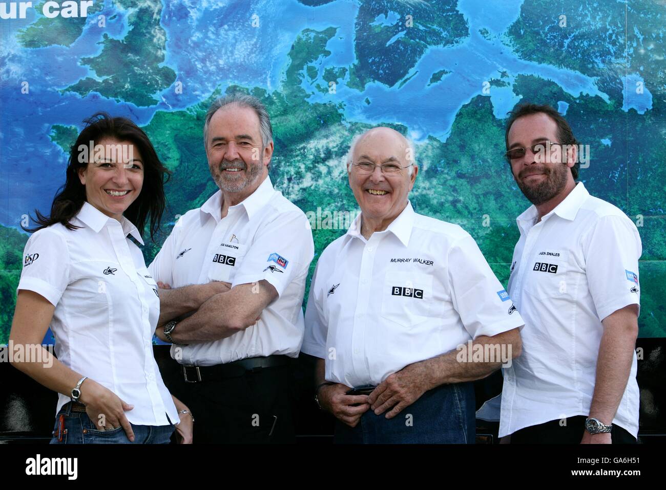 Murray Walker (second right) makes a ruturn to formula one as a ...