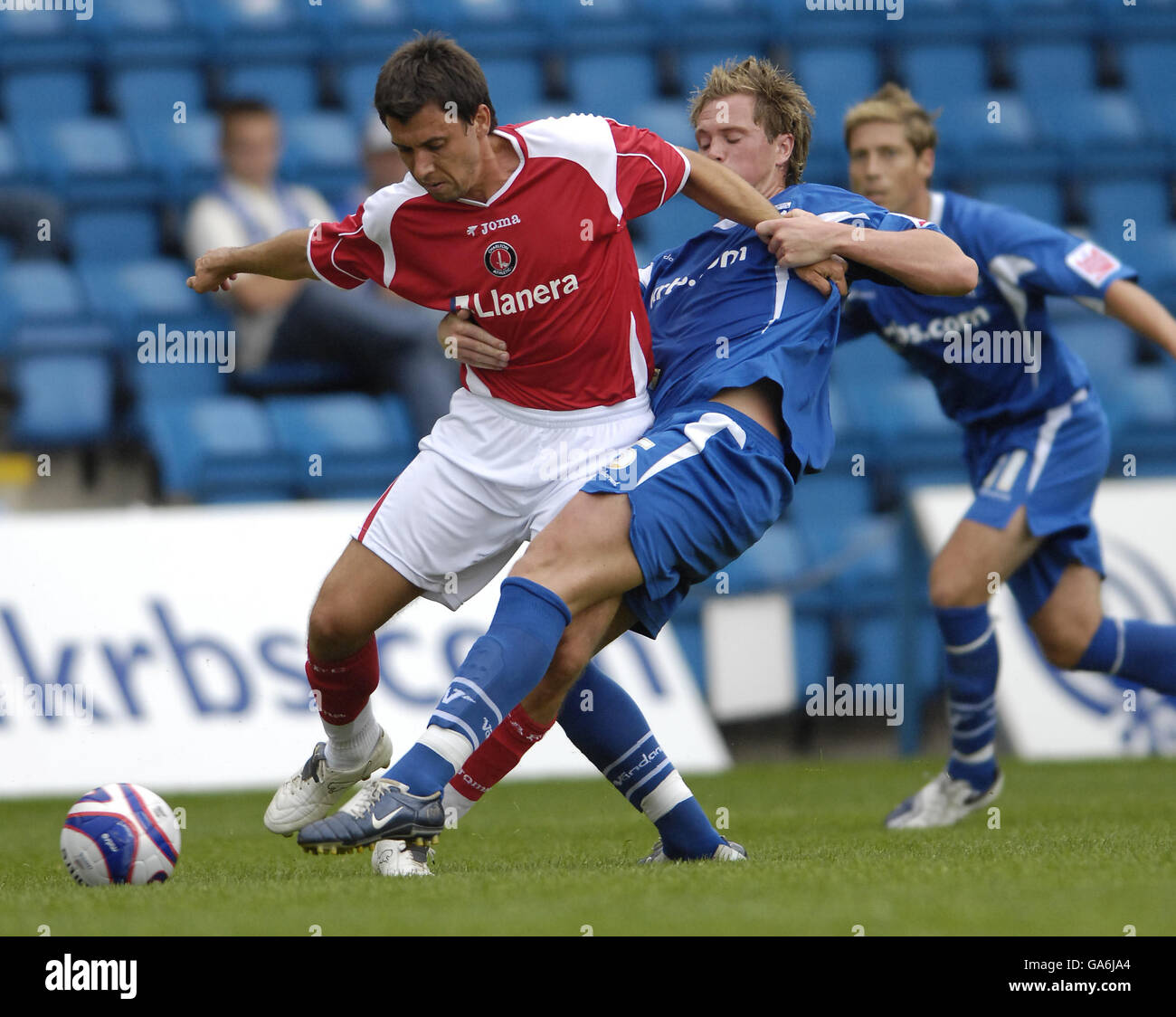 Charlton athletics svetoslav todorov hi-res stock photography and ...