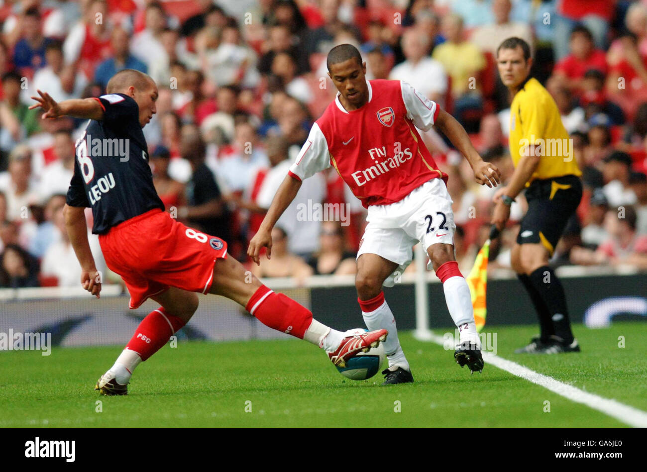 Arsenal v paris sait germain hi-res stock photography and images - Alamy