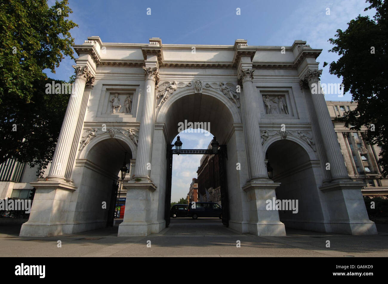 London stock. A general view of Marble Arch, Central London Stock Photo ...
