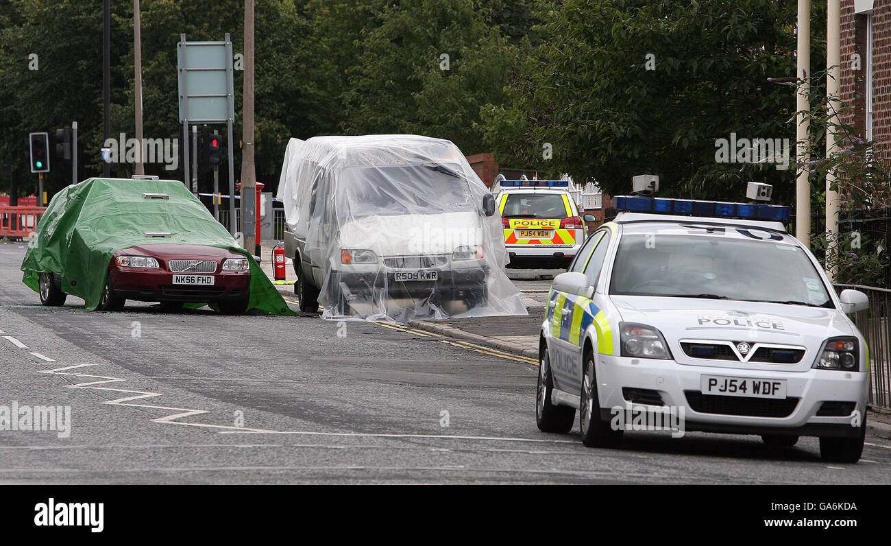 Van explodes during pursuit Stock Photo - Alamy