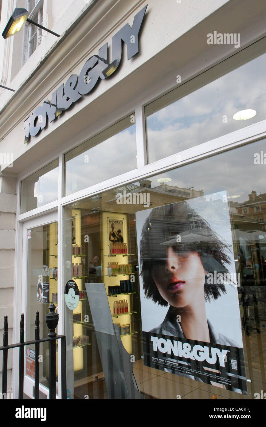 Toni guy salon hi-res stock photography and images - Alamy
