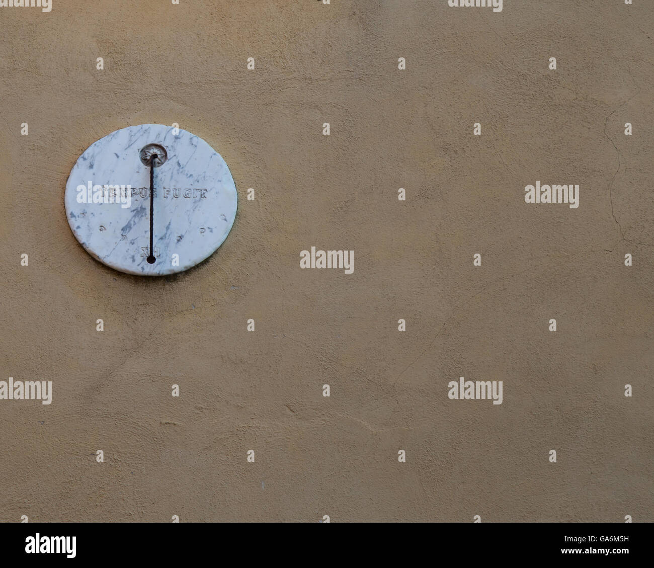 Circular Sundial High Resolution Stock Photography and Images - Alamy