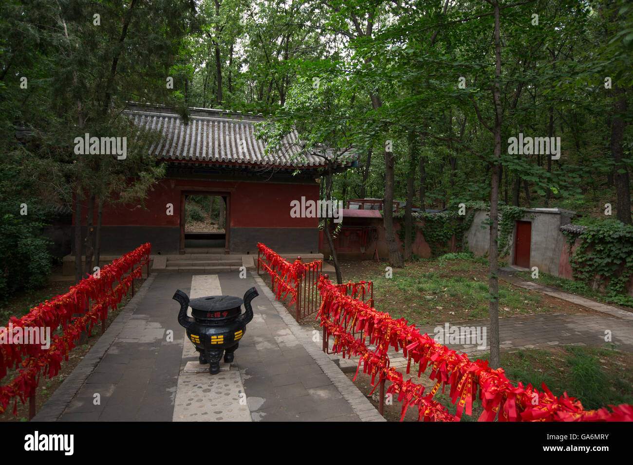 Hongluo Temple in Hongluo Mountain, in Beijing, China Stock Photo - Alamy