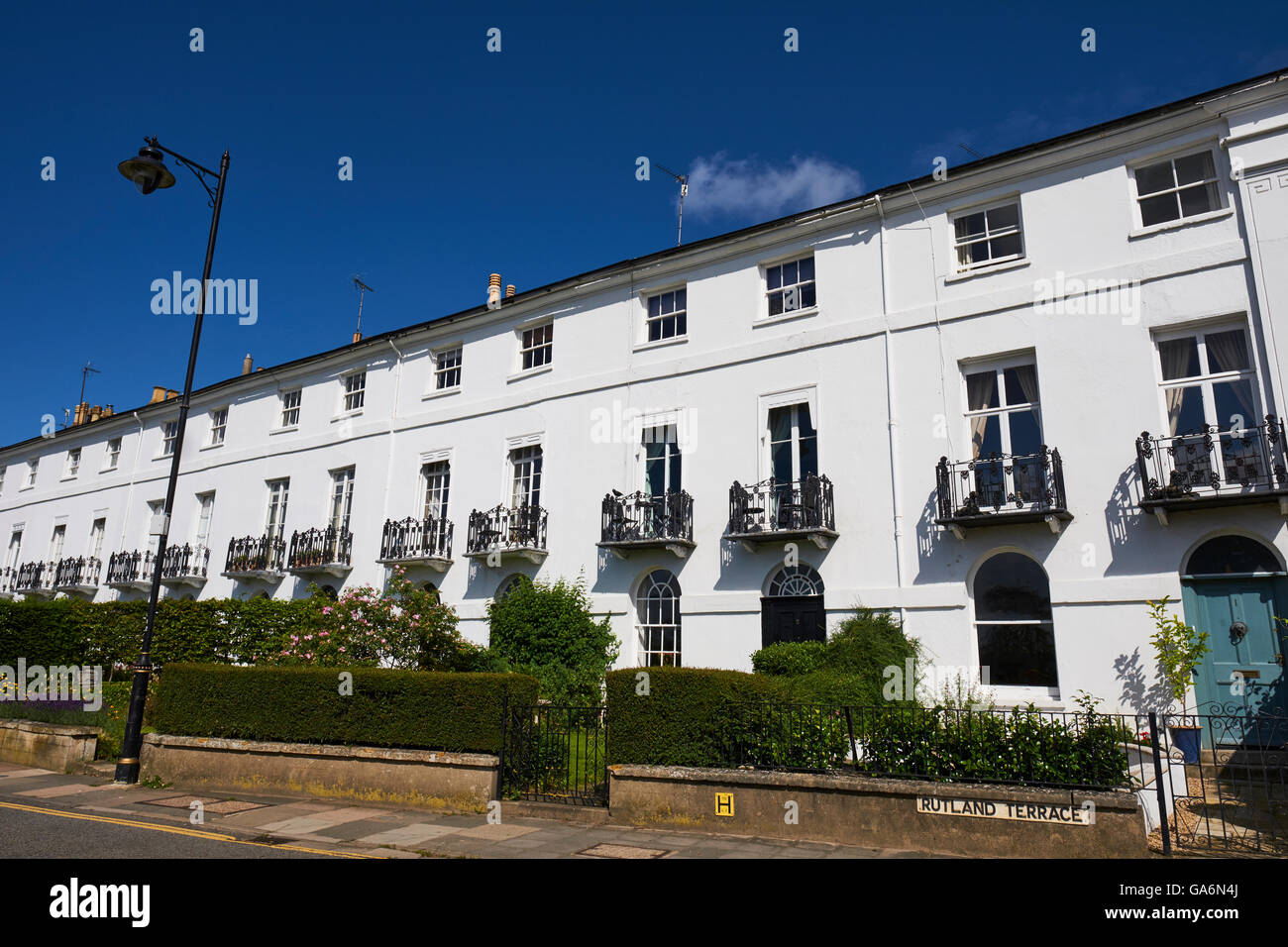 Regency style georgian houses hi-res stock photography and images - Alamy