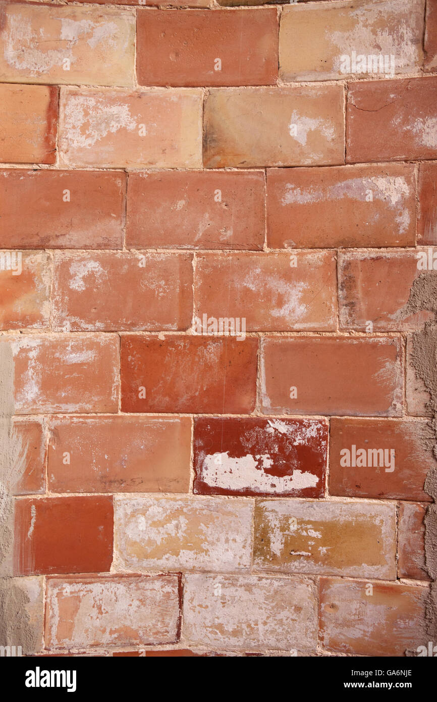 Curved brick wall hi-res stock photography and images - Alamy