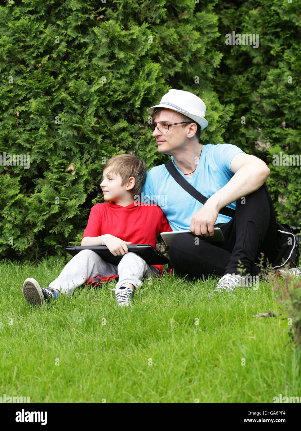relationship between father and son - family happiness Stock Photo - Alamy