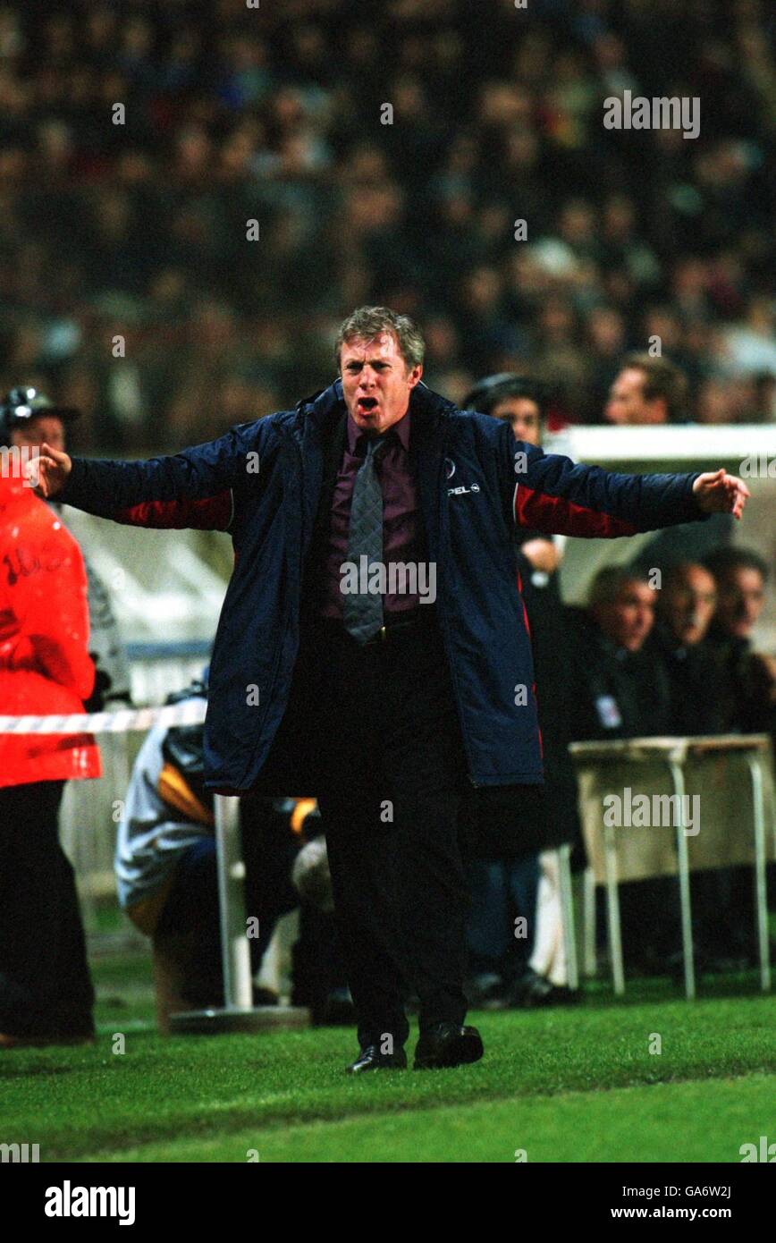 Luis fernandez paris saint germain hi-res stock photography and images ...